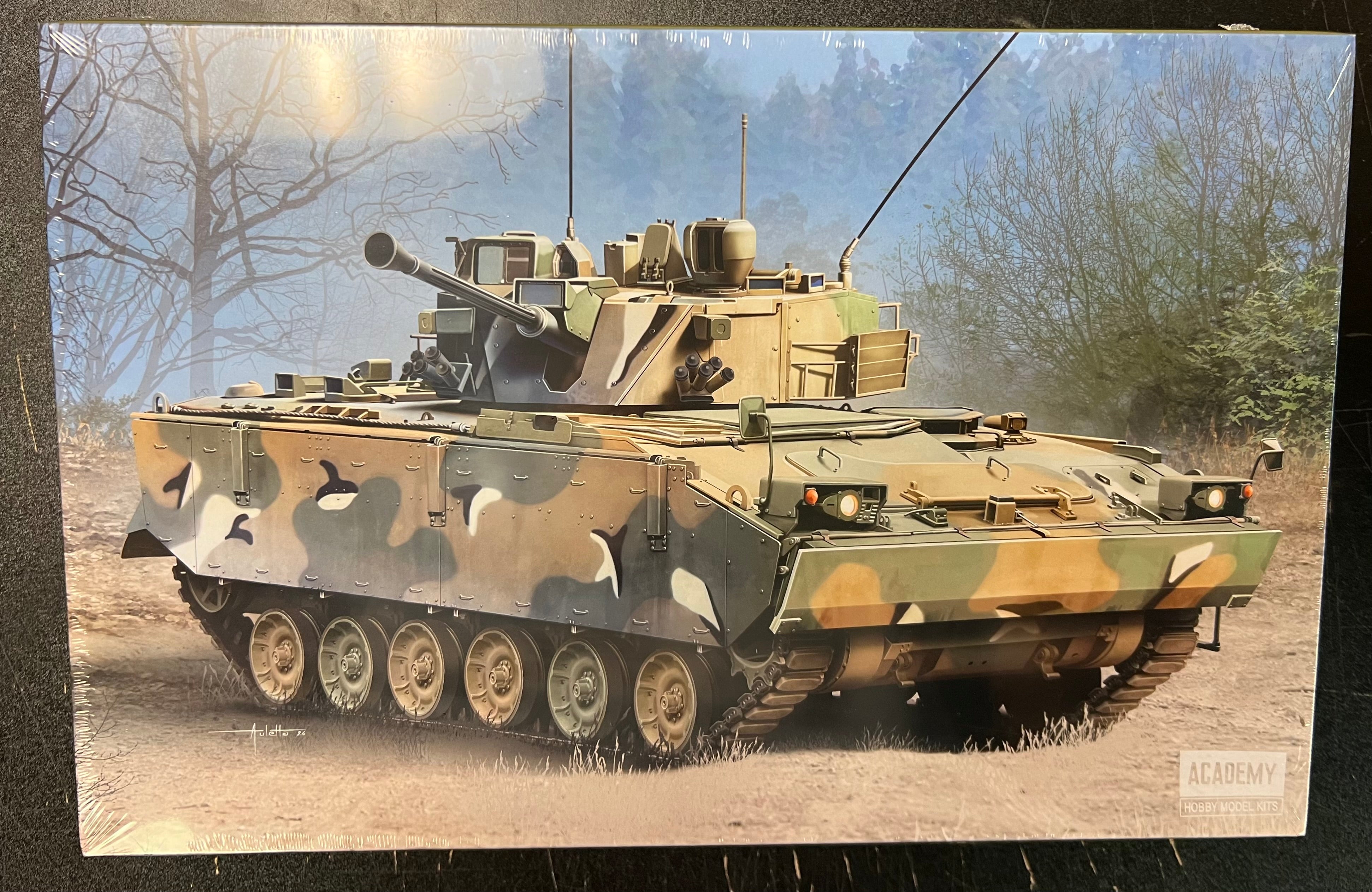 Academy Models ROK Army K21 IFV Tank Kit – WesModelCarCorner