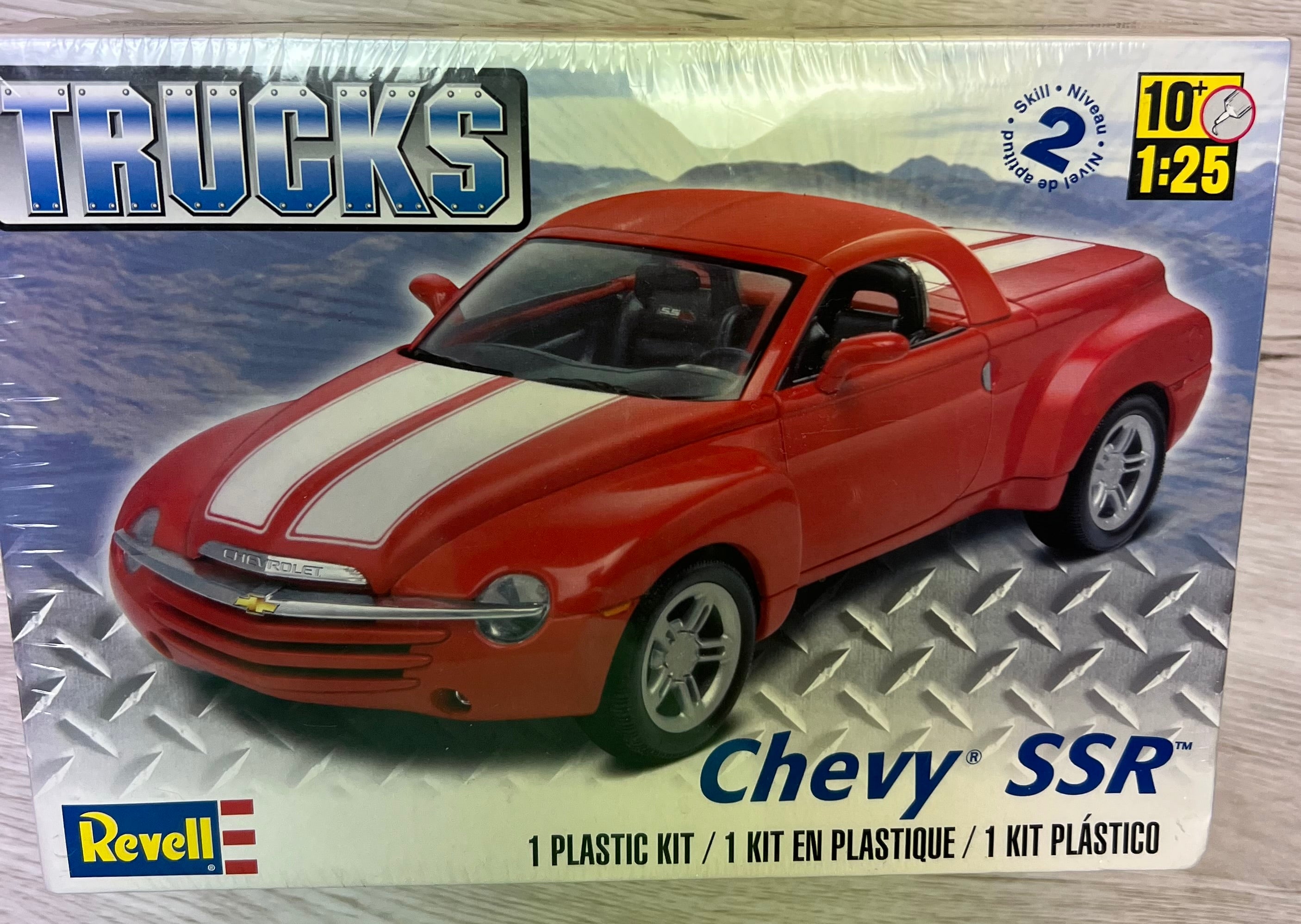 Revell Chevy SSR truck – WesModelCarCorner