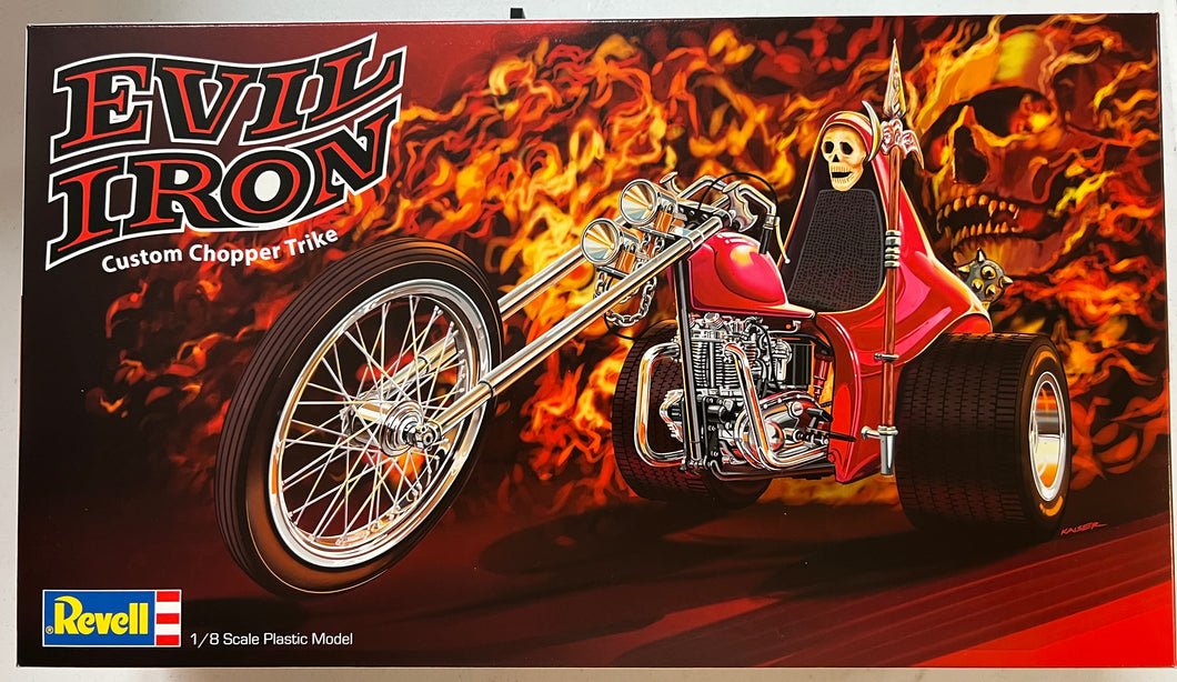 Revell #7325 Evil Iron Trike 1/8 scale – WesModelCarCorner