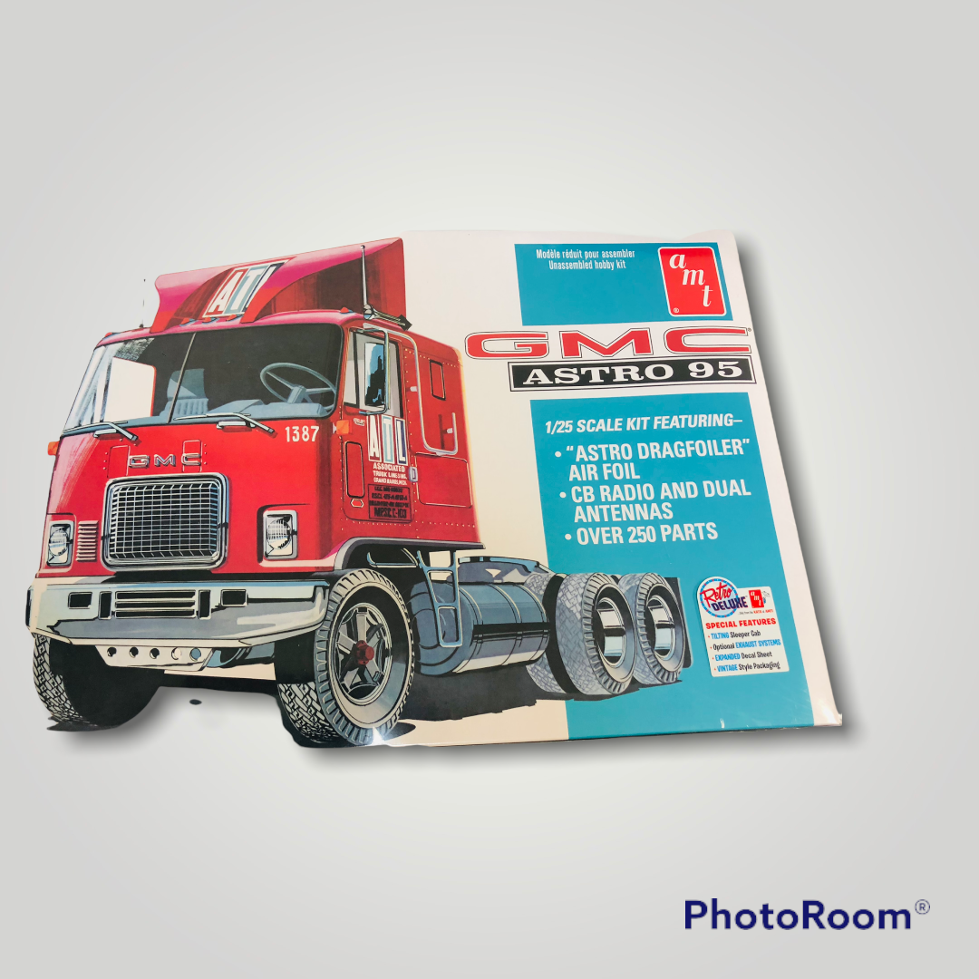 AMT GMC Astro 95 – WesModelCarCorner